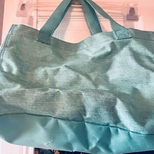thirty-one - Poshmark